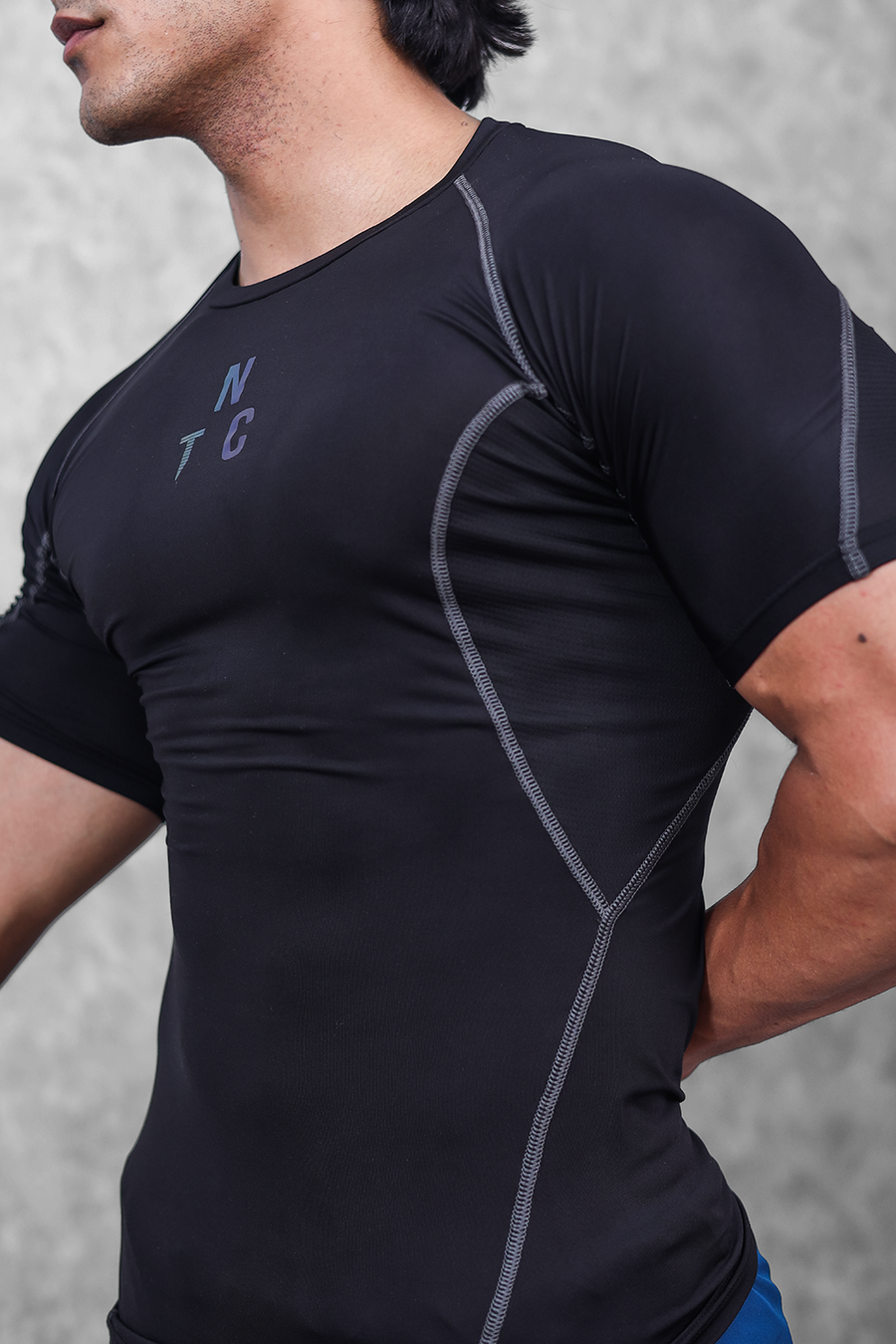 Shop Black Compression Gym T-shirt - New Theory Clothing